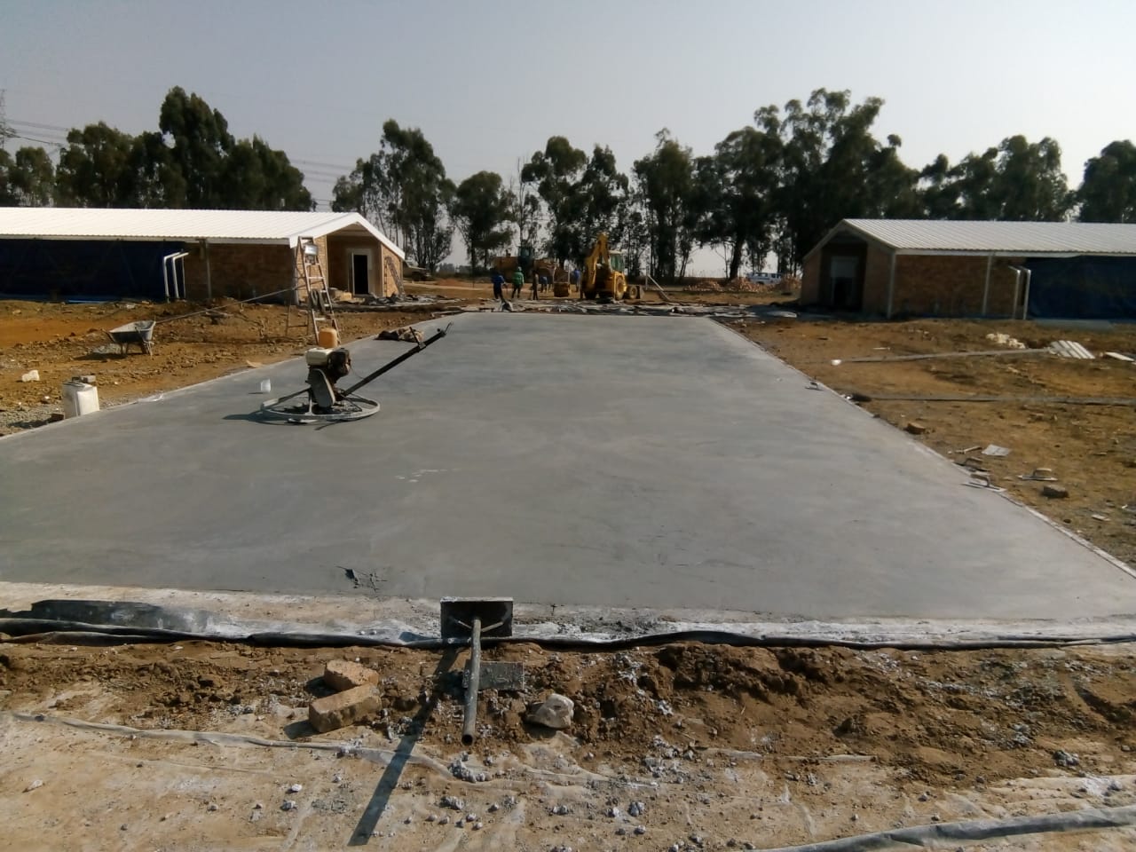 Lawrence power floating and concrete repairs - isupportikasilam